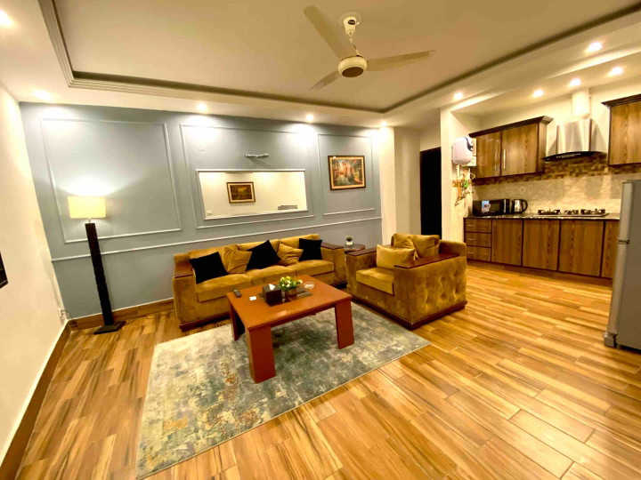 Chic Suites- 203 Beautiful One Bedroom Apartment - Lahore