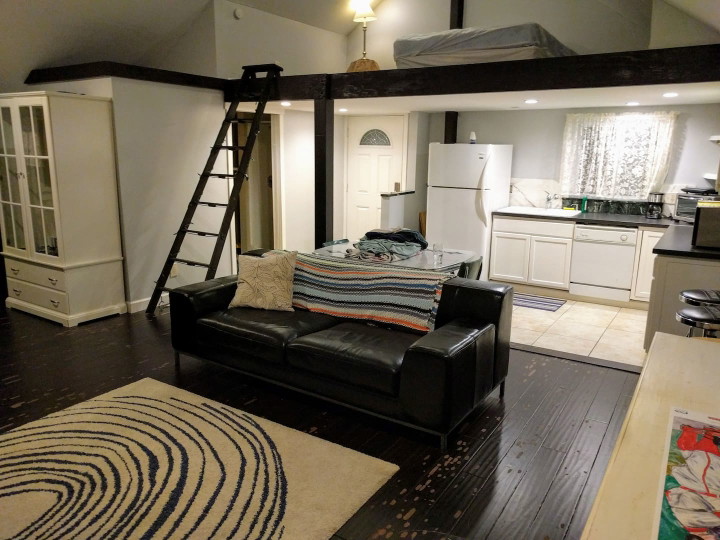 Carriage House Loft - Cleveland, OH