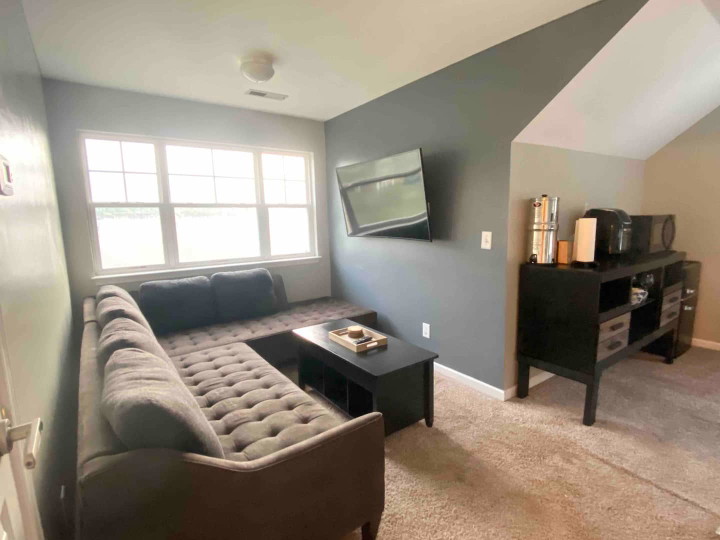 Jays Upstairs Suite - Moncks Corner, SC