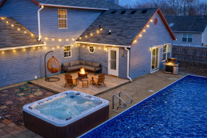 Greenwood: Pool, Hot-tub, Games, Sleeps14, Pet Ok - Greenwood, IN