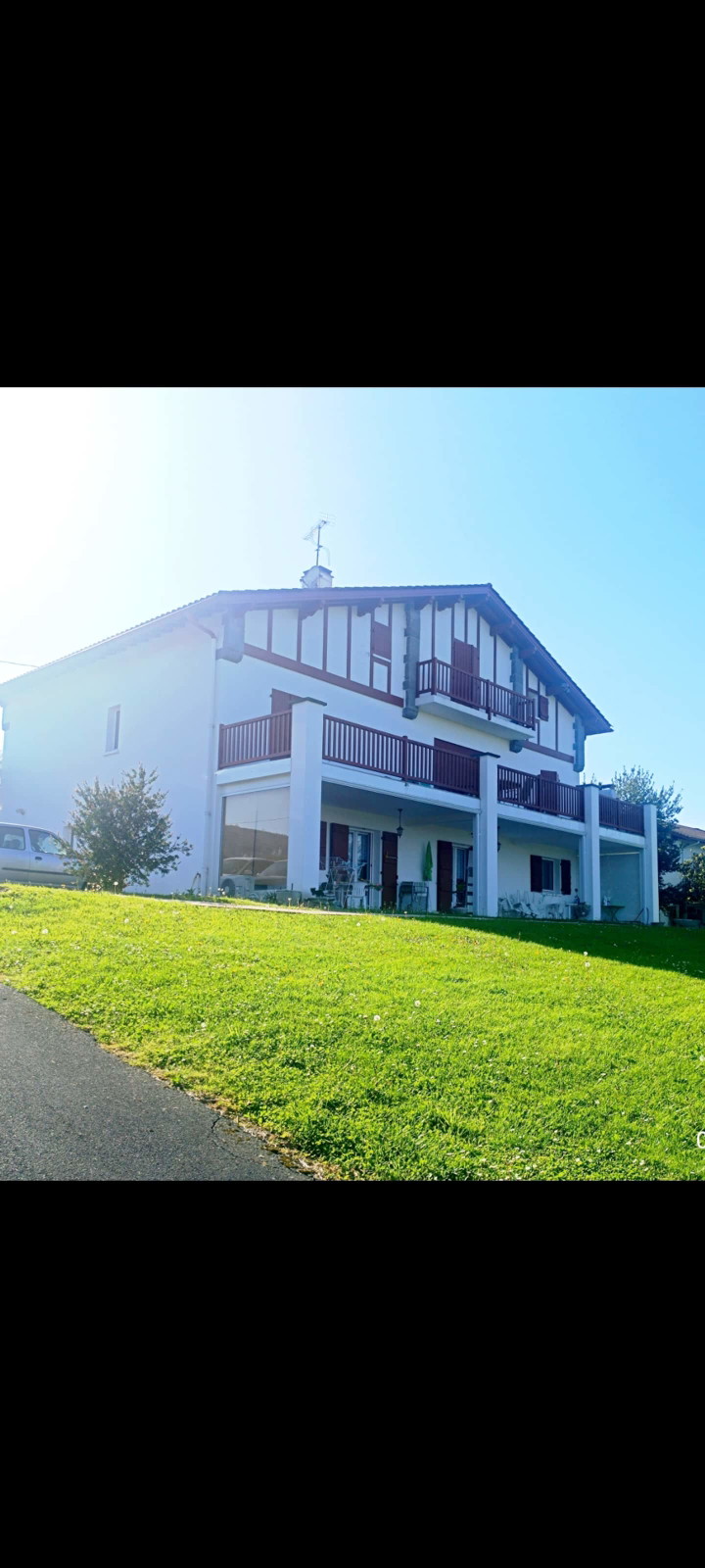 Appartement De Type T2 En Rdj Avec Terrasse Et Vue - Ainhoa