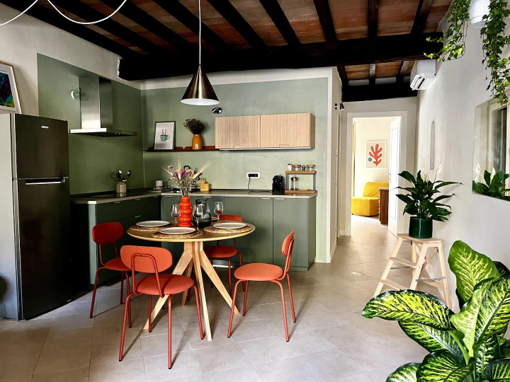 ÉLégant Appartement De Deux Pièces Dans Le Centre - Plaisance