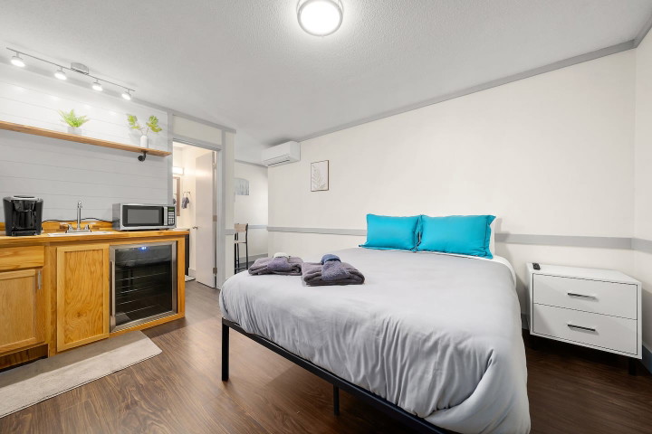 Front St Suite I Queen Bed I Walk Dt Tc + Park - Traverse City