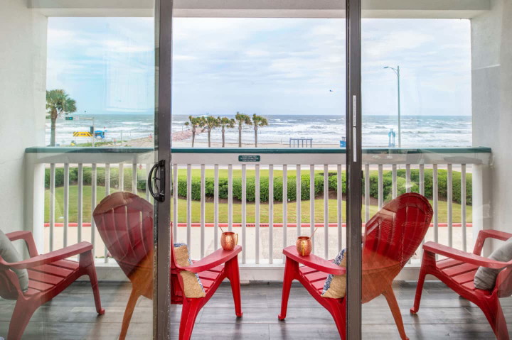 Casa Del Mar 201 | Galveston | Beachfront View - Galveston, TX