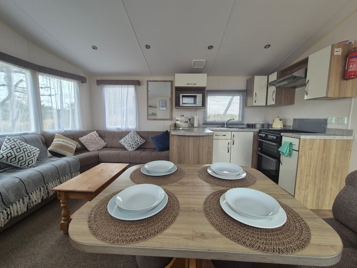 Cosy Perranporth Caravan - St Agnes