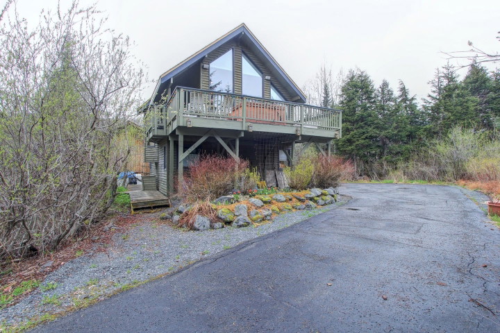 Alaskan Cabin Escape W A Hot Tub - Anchorage, AK