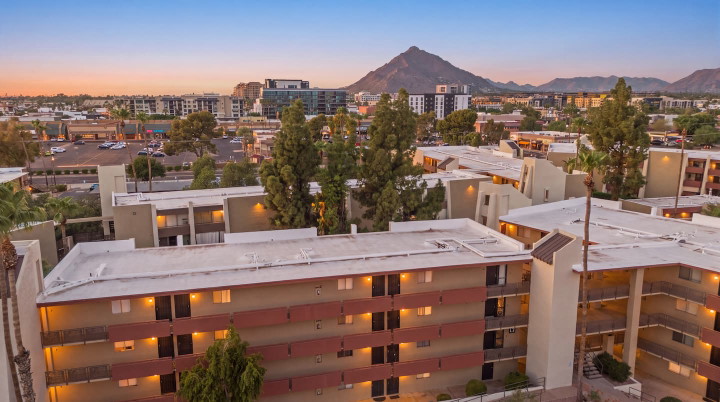 Stylish Scottsdale Stay Near Fashion Square - Paradise Valley, AZ