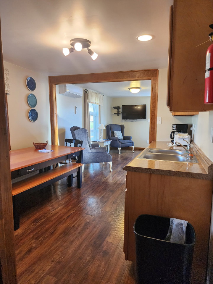 Cozy Channel House On Lake - W Beach & Dock - Coldwater, MI