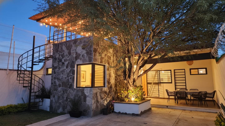House With Prof Garden And Bar  3 Bedrooms - Tequisquiapan
