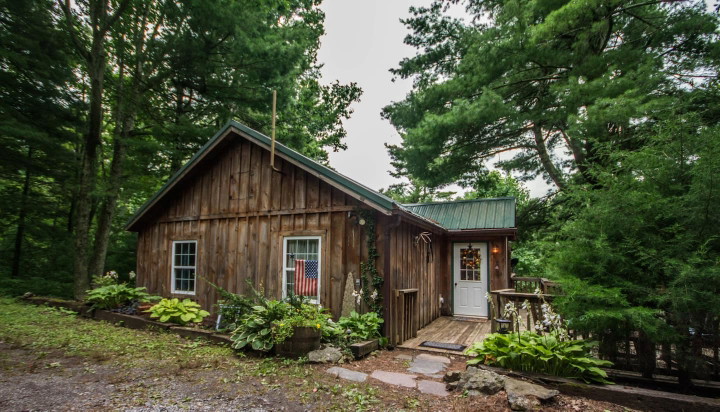 Autumn Ridge- Cozy Cabin In The Blue Ridge Mountains With A Bubbly Hot Tub! - Stanley, VA