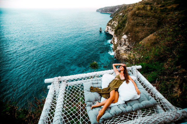 Tropical Glamping Cliff Side Ocean View + Net - Bali