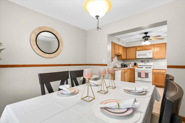 Near Greenfield Village-downtown Dearborn-oakwood - Dearborn, MI