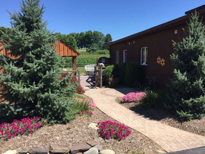 White Horse Guest Home W/ Pool & Spa - Honey Brook, PA
