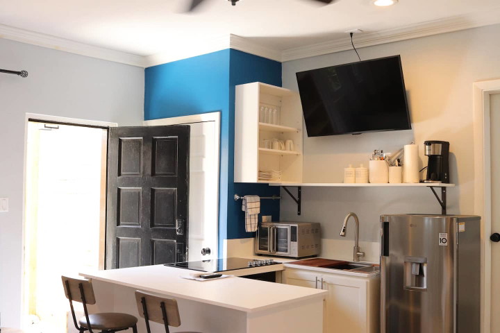 "Velie's Villa" Cozy, Comfortable & Convenient - Nassau
