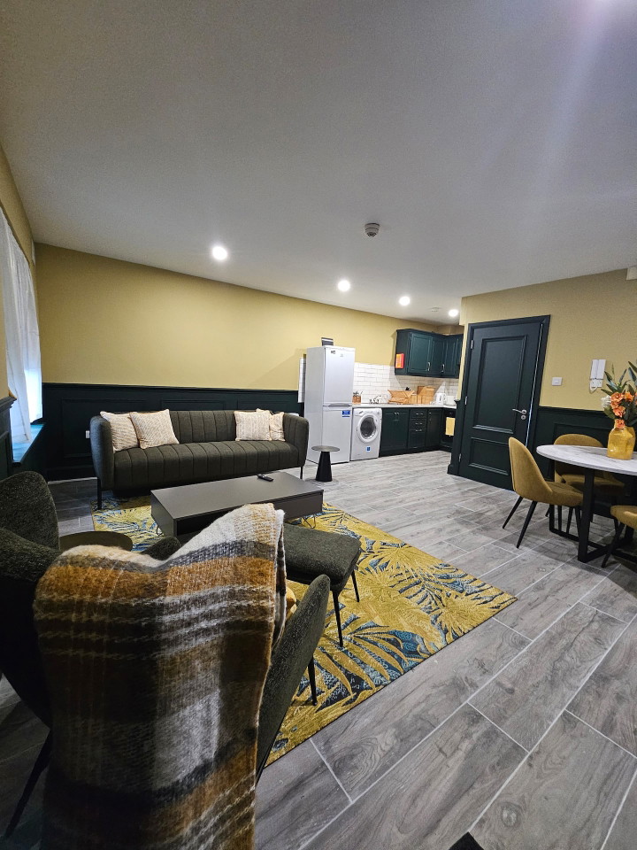The One - Westend 2 Bed-with Parking - Galway