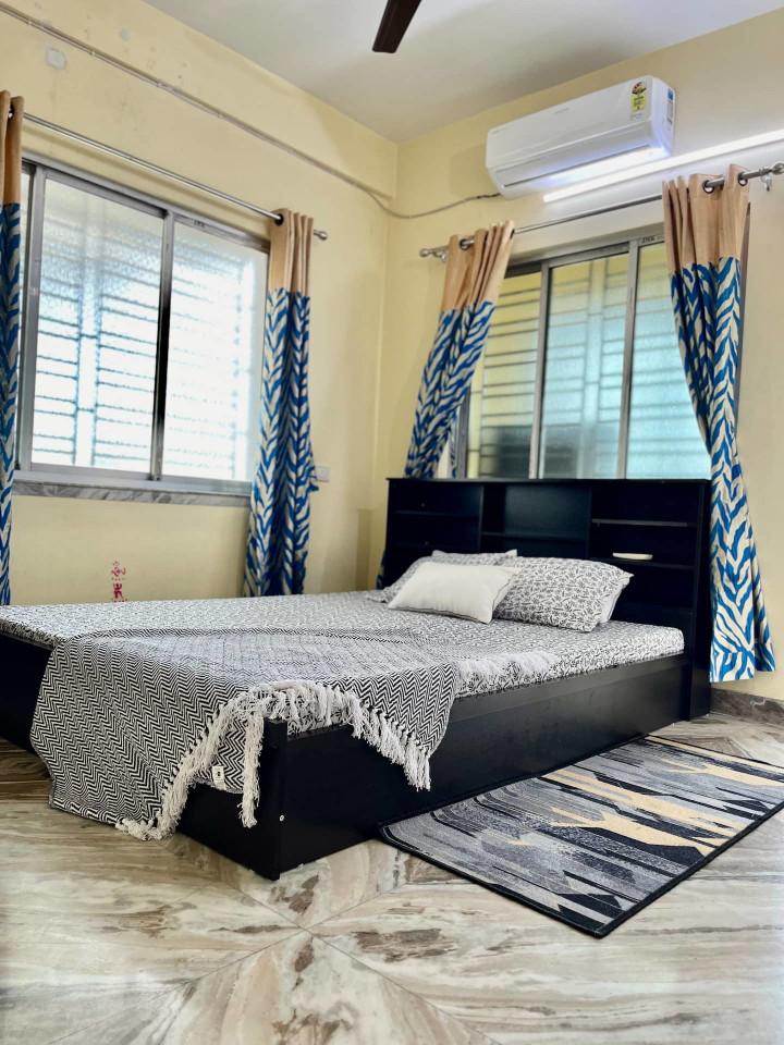 Cozy Home(1 Ac/1 Nona) For Couple 2bhk In Newtown - Kolkata