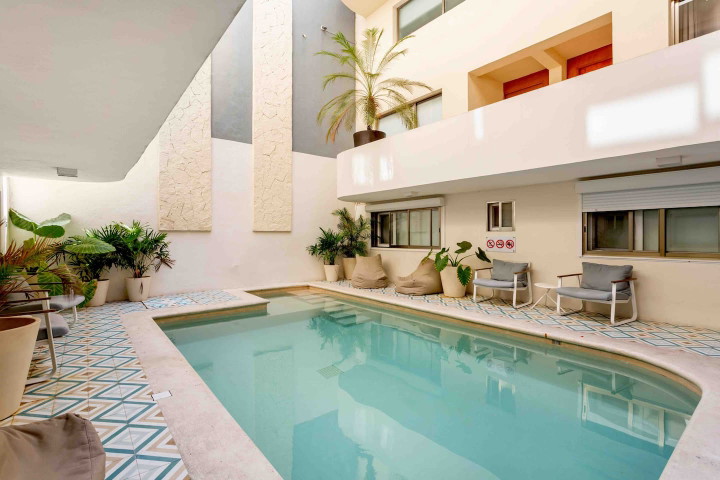 Location! Downtown. Direct Beach Access. 5 People - Playa del Carmen