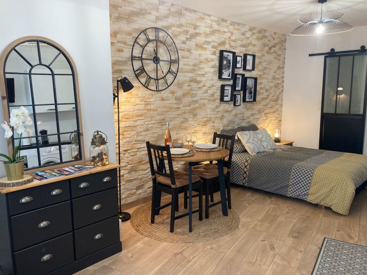 Independent Studio With Terrace, In A Great Location - Bois-Guillaume