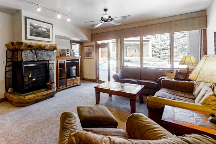 Cl3108 | Beautiful 4br 1st-floor | Pool - Steamboat Springs, CO