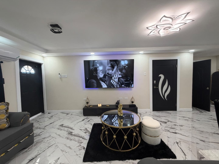 Elysium Noire@seville3/gated/ac/jacuzzi/hot Water - Jamaica