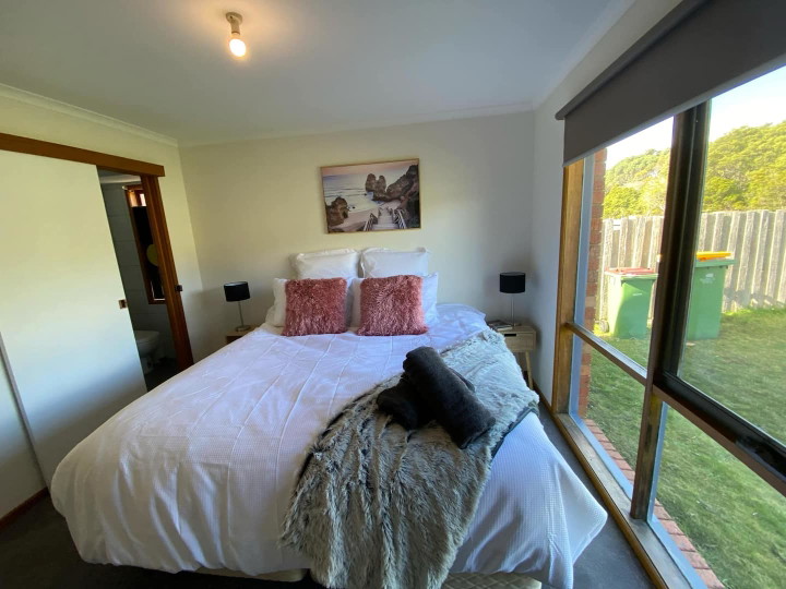 Luxury 4 Bed 2 Bath Home Spa+ King Bed Sleeps 10 - Portland