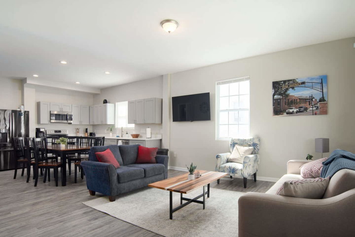 Renovated Fuse Entertainment District  Dt 4 Br/3ba - Gastonia, NC