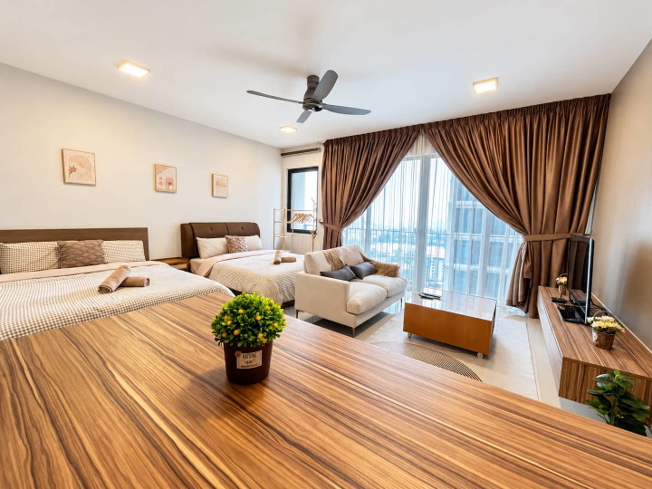 Muji Trefoil Studio-scm/sccc/peninsula/uitm/nih - Shah Alam