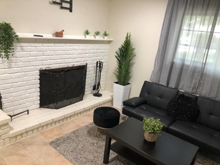 Modern Private Basement Suite In Rockville - 貝塞斯達