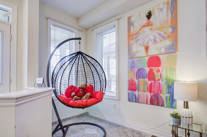 Luxury Home W/ Pool Table, Family Friendly - Brampton