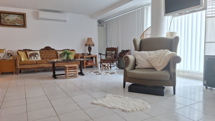 City Center Apartment - Paphos