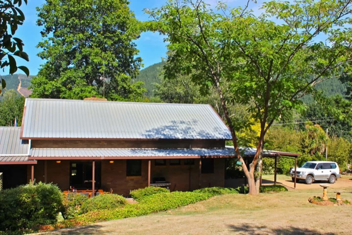 Kaighins Place: Wandiligong - Gippsland