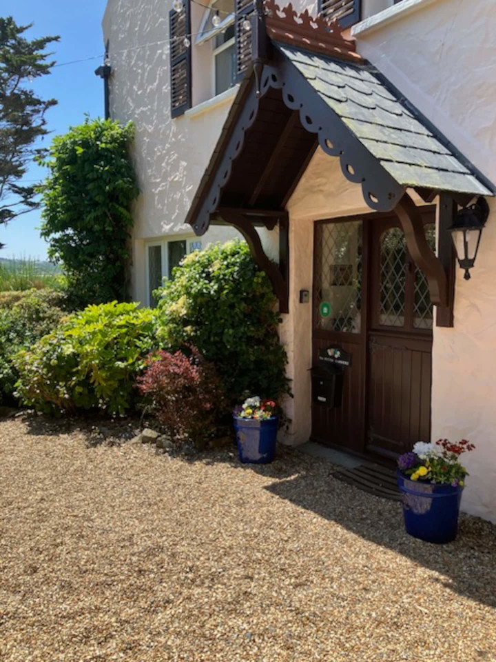 Seaview Country Cottage 5 Mins Walk From The Beach - Guernsey