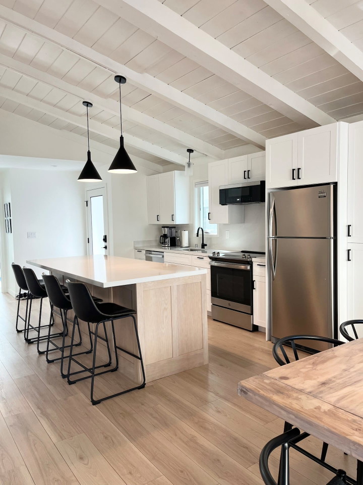 Cozy Silver Strand Beach House - Oxnard, CA