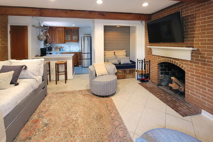 Washington Family Historic Property~lower Studio - Washington, DC