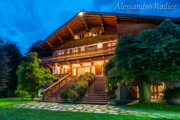 Villa Meridiana Luxury Chalet Con Piscina Interna - Barzio
