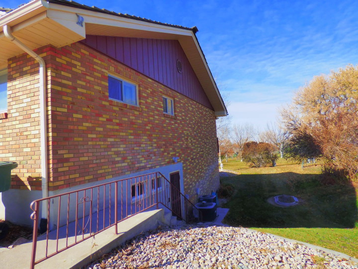 Deedee's Fairway Apartment - Pocatello, ID
