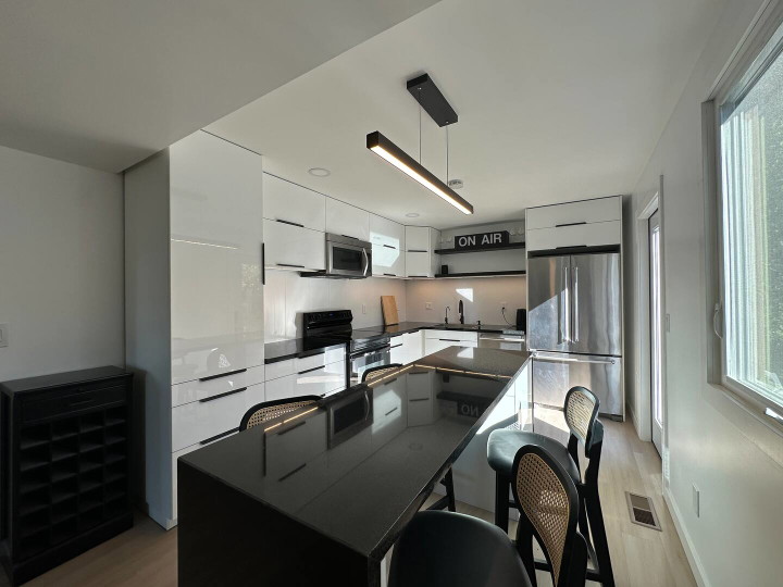 Newly Renovated Modern House In Emerald Hills - Woodside, CA