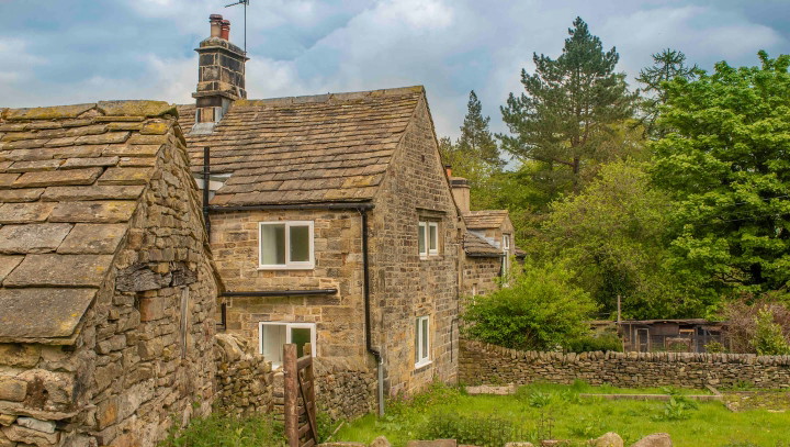 A Moorland Retreat In The Dark Peak - Sheffield