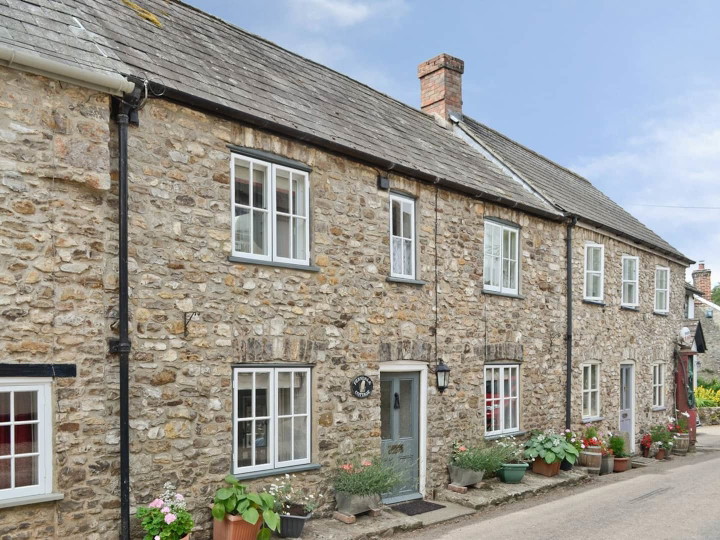 Ferndale Cottage Devon: Dog-friendlypublogburner - Honiton