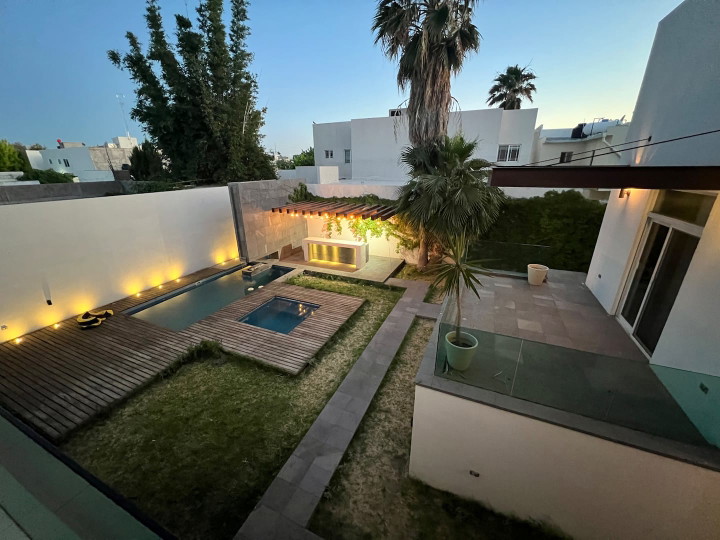 Residencia Amplia (4 Habitaciones) - Delicias