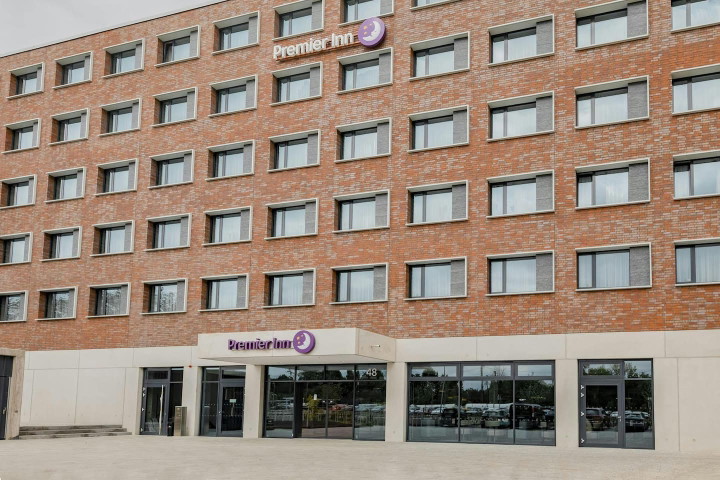 Premier Inn Karlsruhe City Am Wasserturm - Karlsruhe