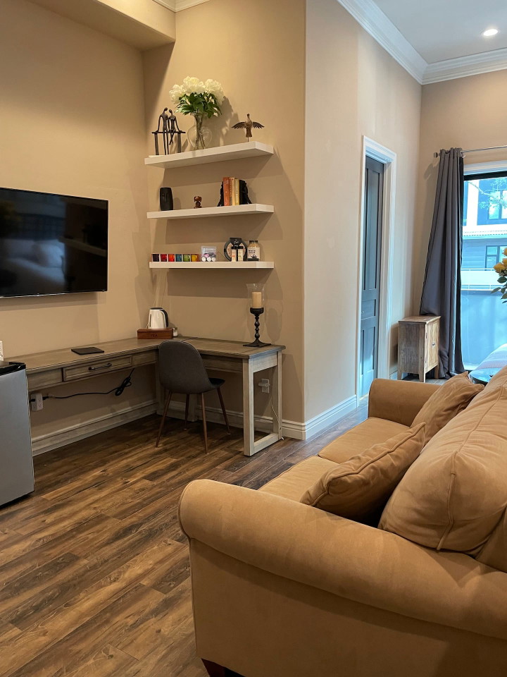 New Midtown Studio Apartment (Unit A-front) - Sacramento, CA