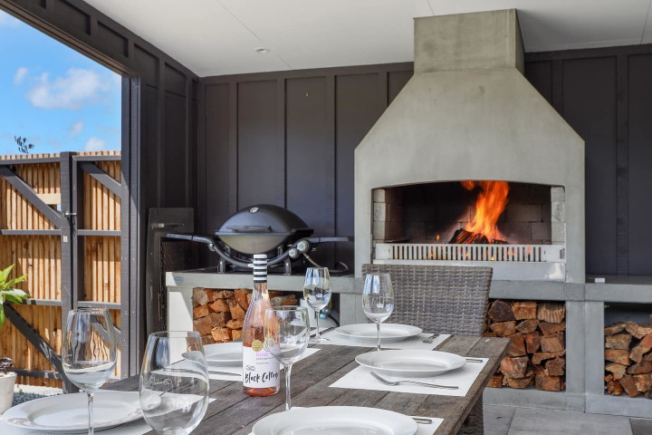 Making Memories  Fires  Spa  Alfresco Dining - Waipu