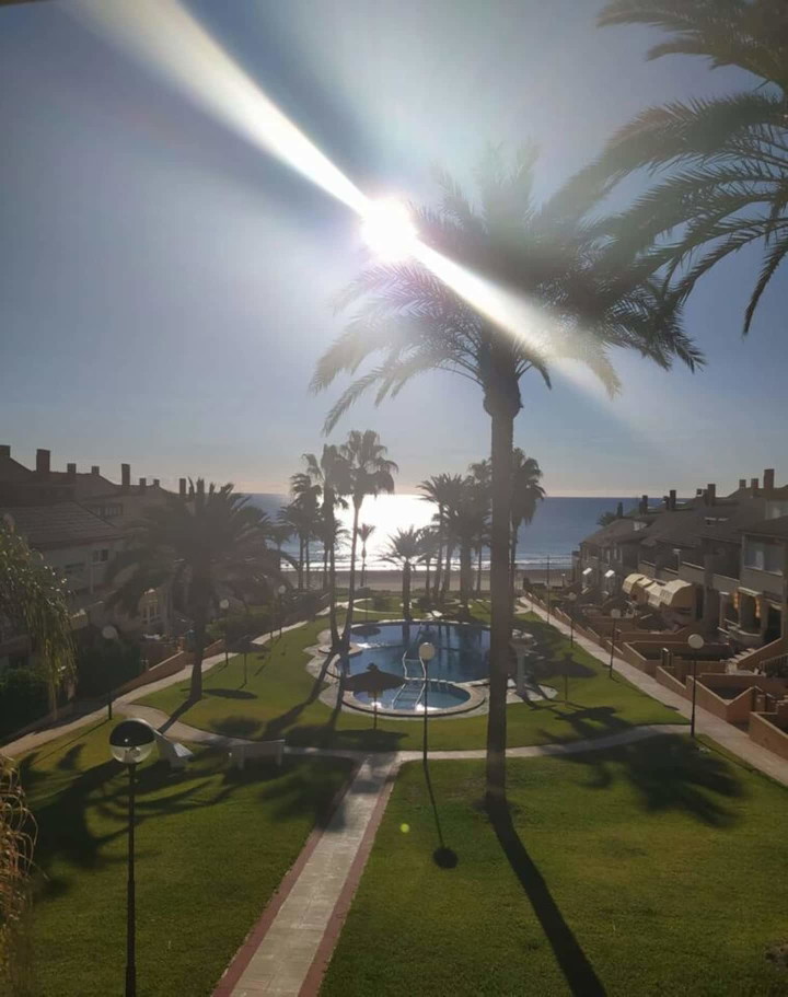First-line House With Ocean Views And Parking. - Alicante