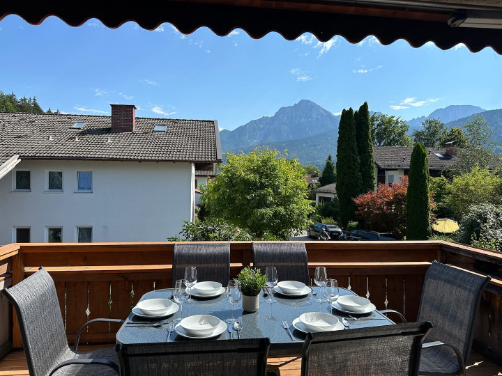 Large Balcony With Mountain View 2 Bedrooms Parking - Teisendorf