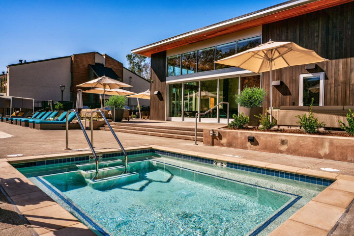 2 Bedroom Apartment Menlo Park - Woodside, CA