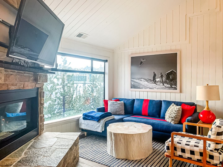 Quiet Mtn Getaway Hot Tub | Soak Up Sun & Relax - Nevada