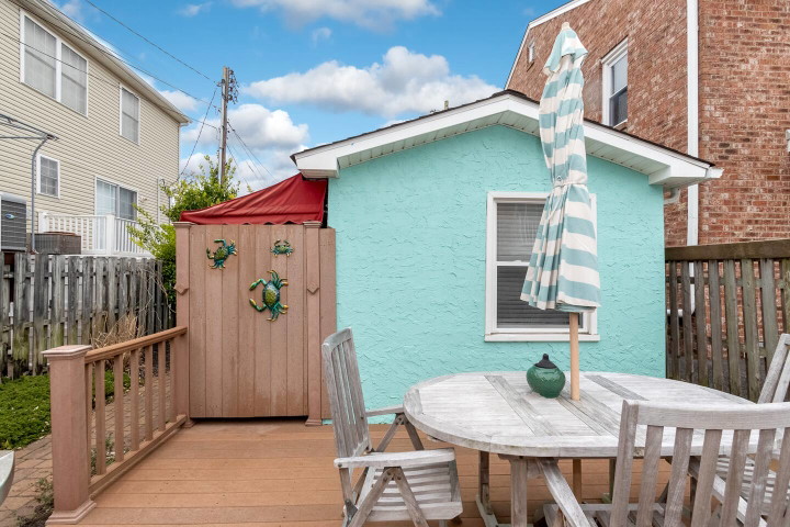 Two Cottages W/ Patios - Close To Beach - New Jersey