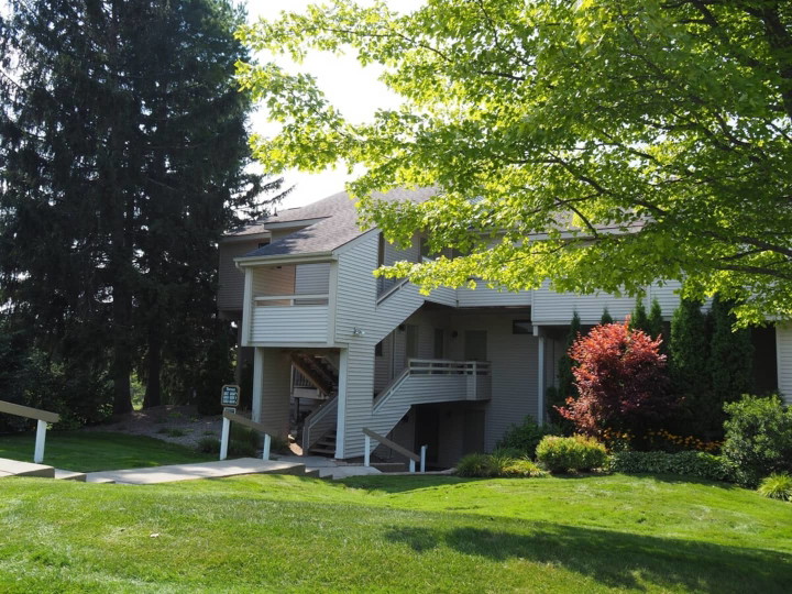 The Grand Getaway - Gorgeous And Great Location! - Michigan