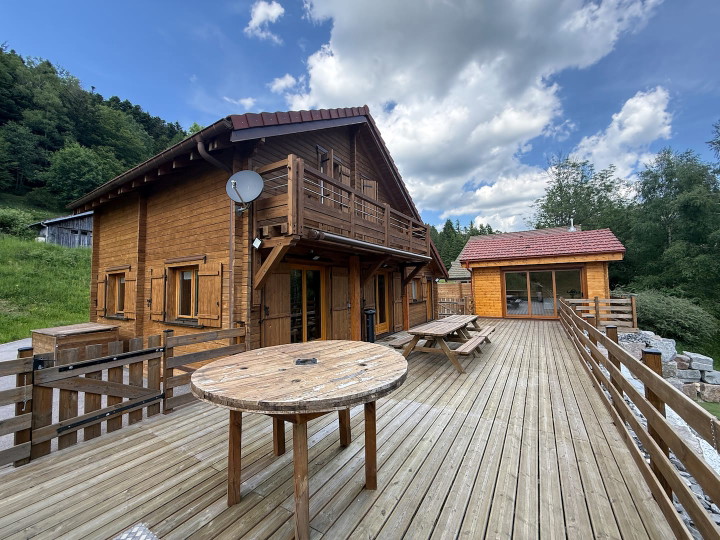 Luxueux Chalet 8 Personnes, Jacuzzi, Sauna - La Bresse